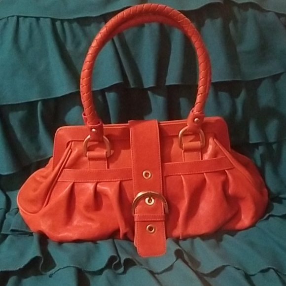 Isabella Adams | Bags | Isabella Adams Leather Shoulder Bag | Poshmark